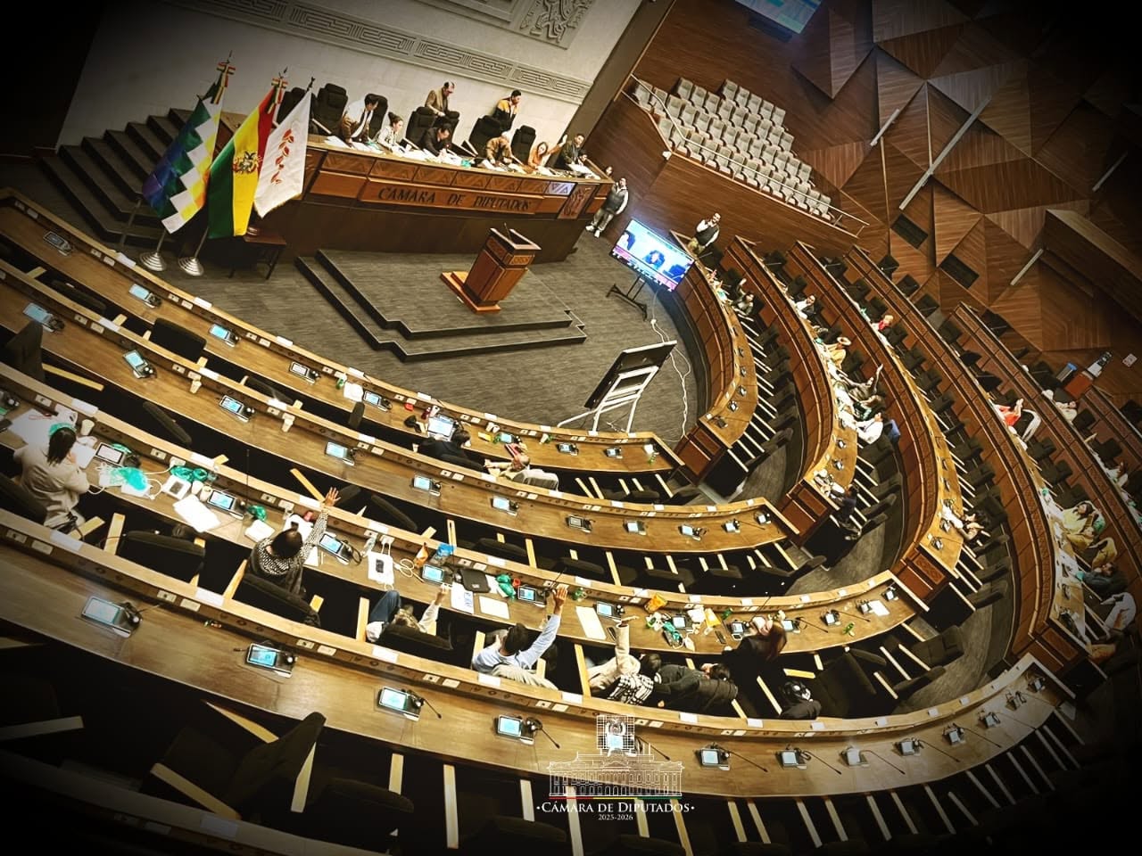 Diputados sancionan ley que regula los estados de excepción y la ...